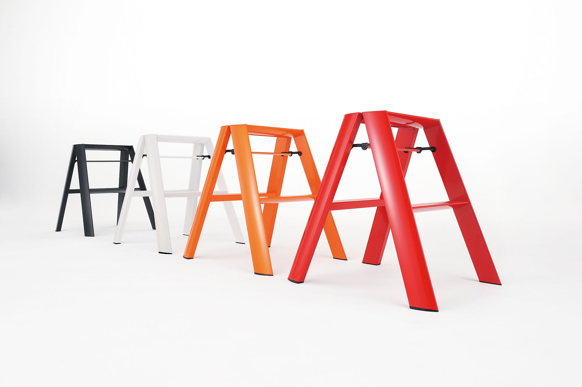 Lucano 2 Step Stool - Niwaki