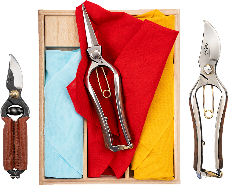 Garden Tools - Buy Hand Forged Japanese Garden Tools | Niwaki